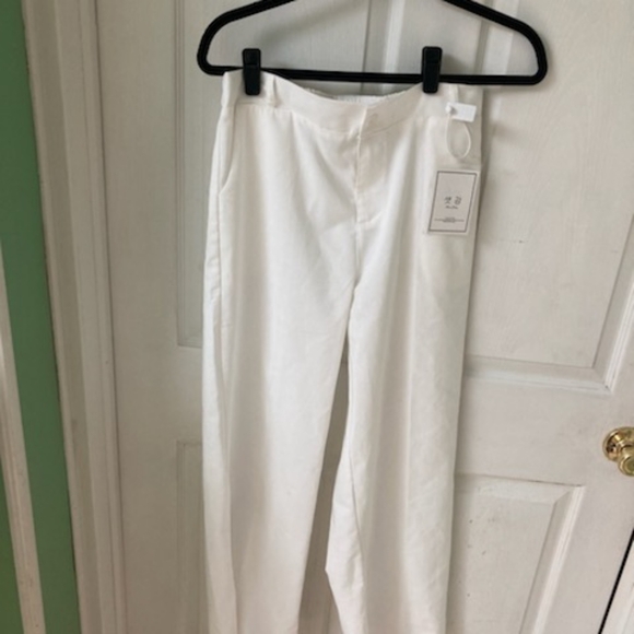 Lisa Jiang | Pants & Jumpsuits | Ladies White Pants By Lisa Jiang ...